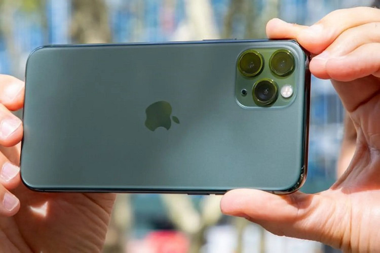 The iPhone 11 Pro is officially considered "antique," users should take ...