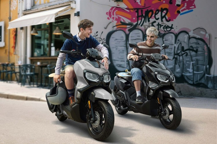 The GPX DX1 2026 scooter has been launched, a new "rival" to the Honda ...