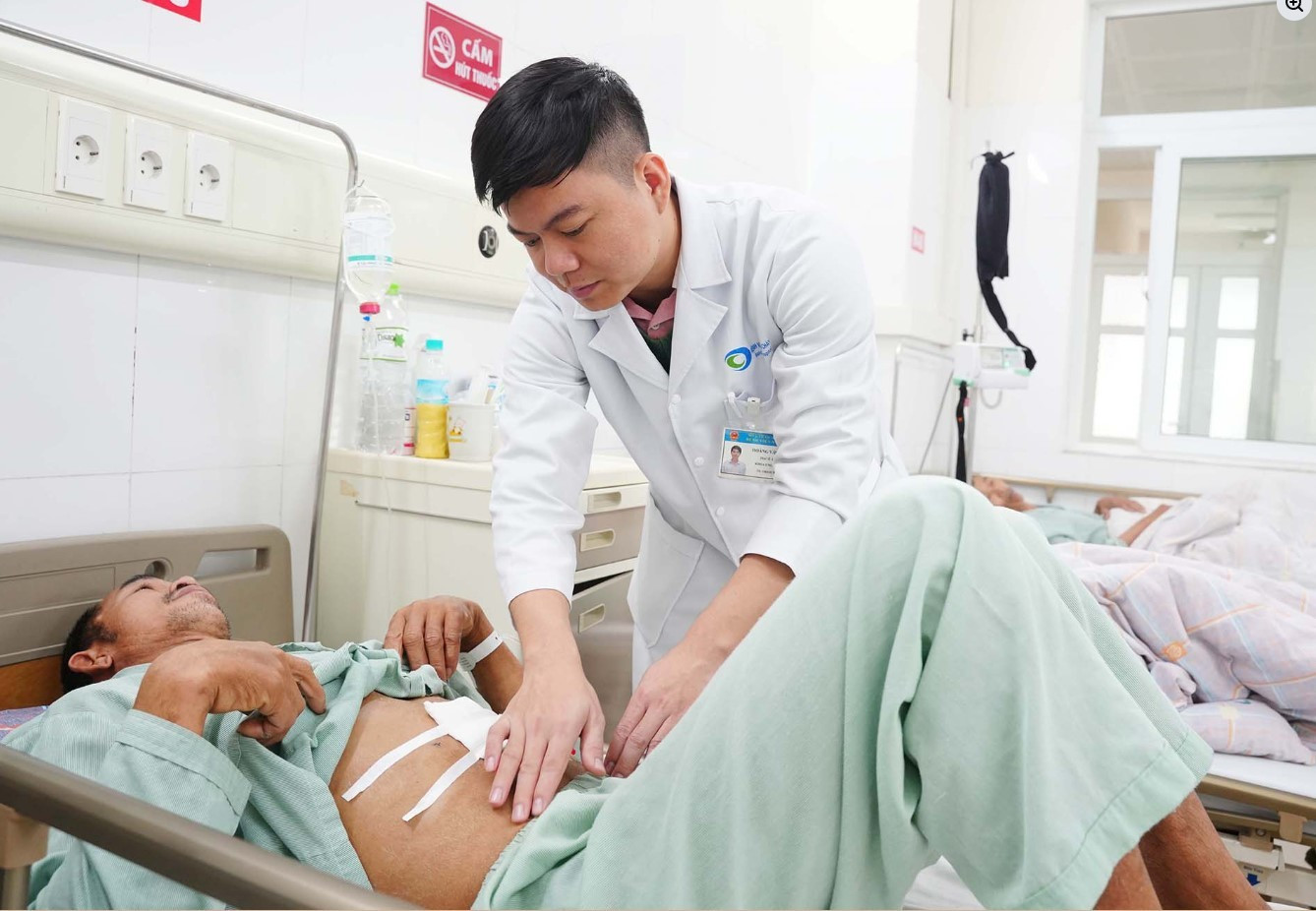 Nội soi ngực bụng giúp điều trị ung thư thực quản hiệu quả