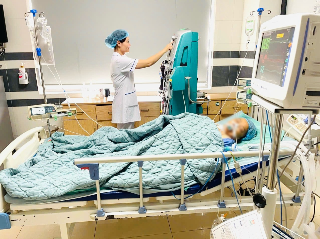 Hành trình hồi sinh kỳ diệu của bệnh nhân viêm phúc mạc do thủng đại tràng