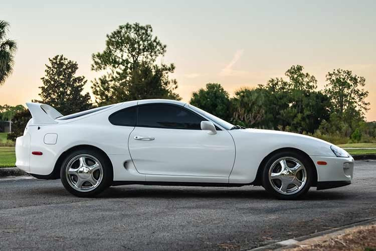 Toyota Supra Turbo 1998 lập kỷ lục giá đấu giá 6,3 tỷ đồng